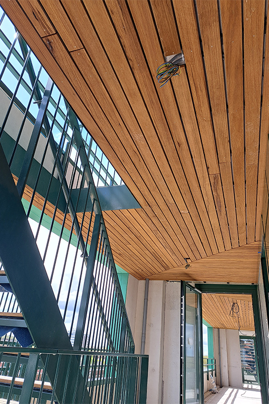 Fraké houten gevelbekleding | Thermisch gemodificeerd hout | Brandklasse B